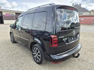 Melns Volkswagen Caddy 2016 Viļņa, ar dzinēja tilpumu 2.00 L un nobraukumu 275 tūkst. km par 9950 €, foto 5 vietnē AUTOMOTO.COM.LV