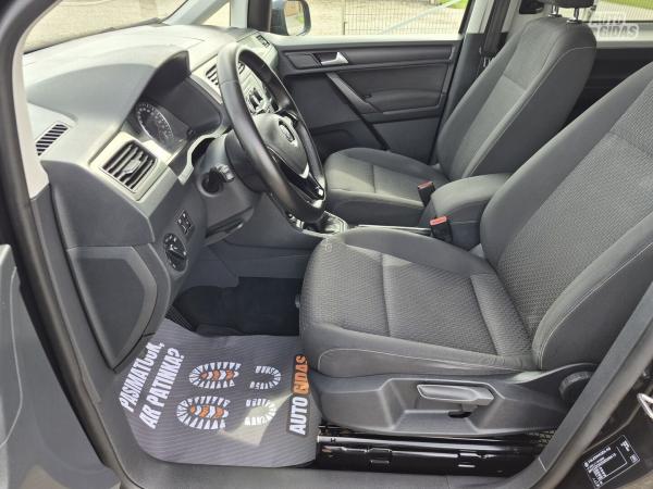 Black Volkswagen Caddy 2016 in Vilnius, with an engine capacity of 2.00 L and mileage of 275 thousand km for 9950 €, photo 10 on AUTOMOTO.COM.LV
