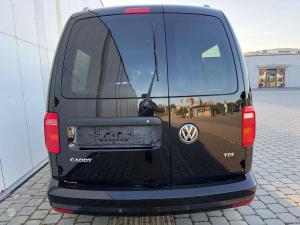 Melns Volkswagen Caddy 2016 Raseiniai, ar dzinēja tilpumu 2.00 L un nobraukumu 321 tūkst. km par 9300 €, foto 5 vietnē AUTOMOTO.COM.LV