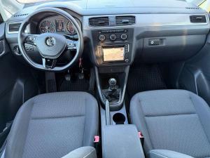 Melns Volkswagen Caddy 2016 Raseiniai, ar dzinēja tilpumu 2.00 L un nobraukumu 321 tūkst. km par 9300 €, foto 11 vietnē AUTOMOTO.COM.LV