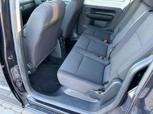 Melns Volkswagen Caddy 2016 Raseiniai, ar dzinēja tilpumu 2.00 L un nobraukumu 321 tūkst. km par 9300 €, foto 14 vietnē AUTOMOTO.COM.LV
