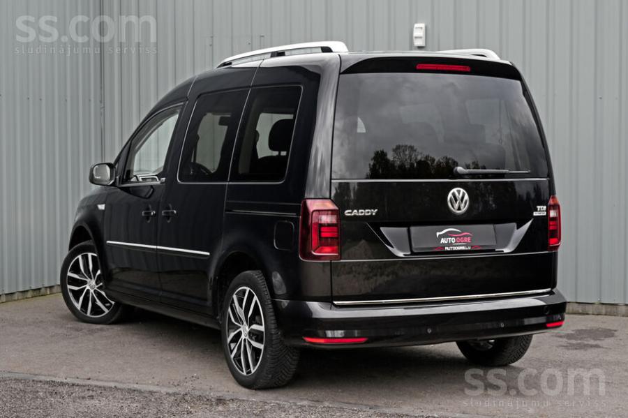 Black Volkswagen Caddy 2016 in Ogre, with an engine capacity of 2.00 L and mileage of 223 thousand km for 12500 €, photo 5 on AUTOMOTO.COM.LV