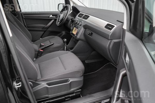 Melns Volkswagen Caddy 2016 Ogre, ar dzinēja tilpumu 2.00 L un nobraukumu 223 tūkst. km par 12500 €, foto 8 vietnē AUTOMOTO.COM.LV