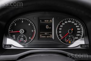 Black Volkswagen Caddy 2016 in Ogre, with an engine capacity of 2.00 L and mileage of 223 thousand km for 12500 €, photo 12 on AUTOMOTO.COM.LV