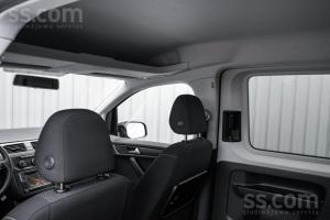 Black Volkswagen Caddy 2016 in Ogre, with an engine capacity of 2.00 L and mileage of 223 thousand km for 12500 €, photo 20 on AUTOMOTO.COM.LV