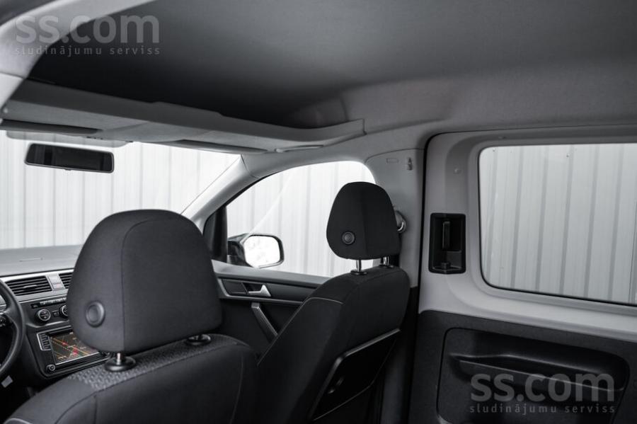 Black Volkswagen Caddy 2016 in Ogre, with an engine capacity of 2.00 L and mileage of 223 thousand km for 12500 €, photo 20 on AUTOMOTO.COM.LV