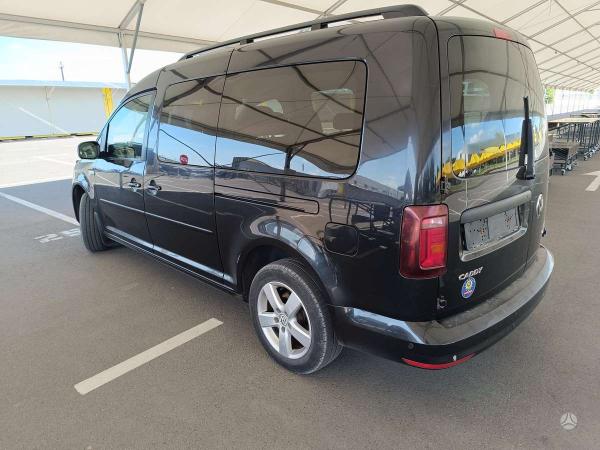 Black Volkswagen Caddy 2017 in Kaunas, with an engine capacity of 1.40 L and mileage of 275 thousand km for 8500 €, photo 9 on AUTOMOTO.COM.LV