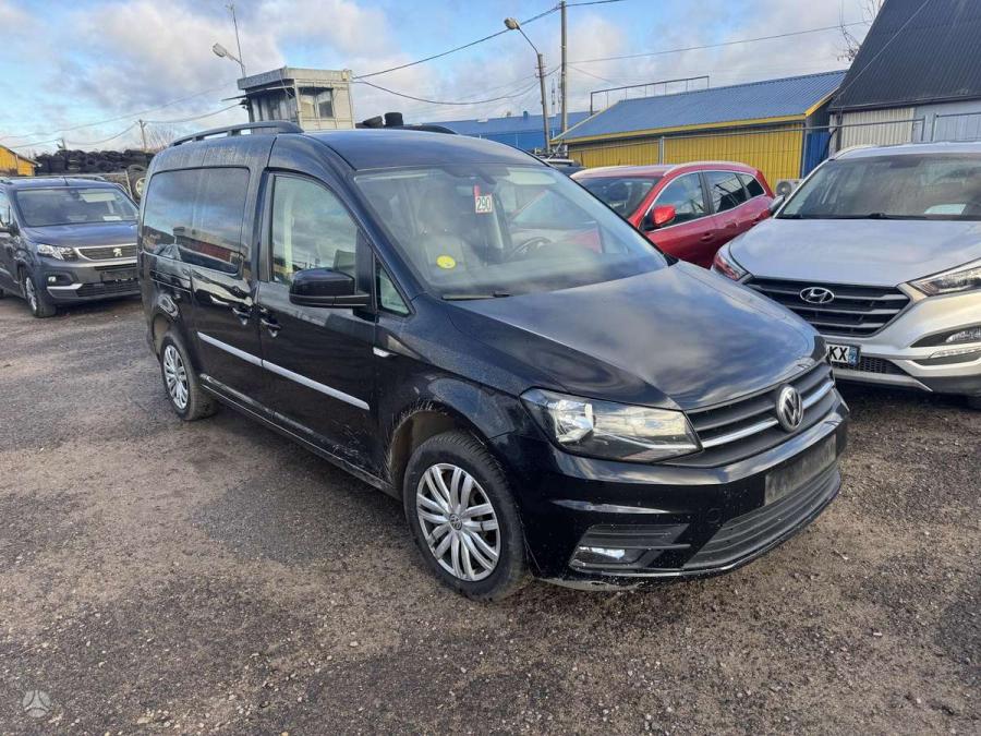 Melns Volkswagen Caddy 2018 Kauņa, ar dzinēja tilpumu 2.00 L un nobraukumu 215 tūkst. km par 8350 €, foto 2 vietnē AUTOMOTO.COM.LV