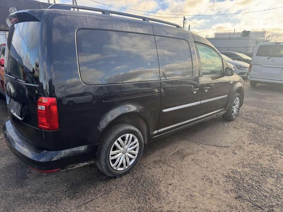 Melns Volkswagen Caddy 2018 Kauņa, ar dzinēja tilpumu 2.00 L un nobraukumu 215 tūkst. km par 8350 €, foto 3 vietnē AUTOMOTO.COM.LV