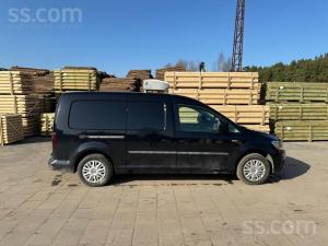 Black Volkswagen Caddy 2018 in Riga, with an engine capacity of 2.00 L and mileage of 163 thousand km for 10800 €, photo 3 on AUTOMOTO.COM.LV