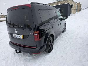 Black Volkswagen Caddy 2018 in Siauliai, with an engine capacity of 1.97 L and mileage of 187 thousand km for 13900 €, photo 4 on AUTOMOTO.COM.LV