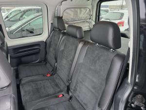 Black Volkswagen Caddy 2018 in Siauliai, with an engine capacity of 1.97 L and mileage of 187 thousand km for 13900 €, photo 10 on AUTOMOTO.COM.LV