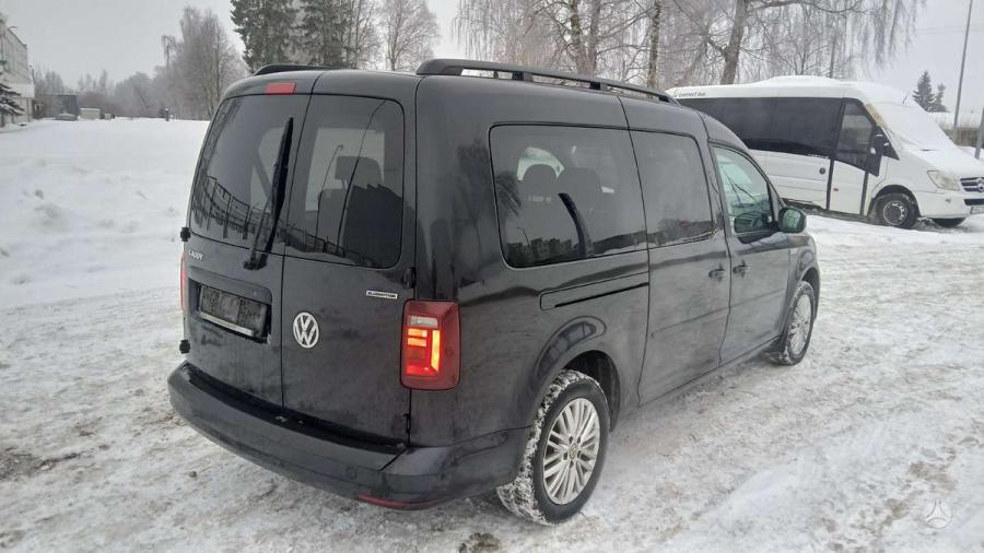 Black Volkswagen Caddy 2019 in Rokiskis, with an engine capacity of 1.40 L and mileage of 185 thousand km for 9350 €, photo 11 on AUTOMOTO.COM.LV