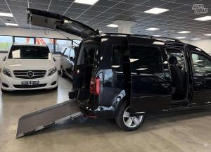 Black Volkswagen Caddy 2019 in Klaipeda, with an engine capacity of 2.00 L and mileage of 292 thousand km for 14500 €, photo 4 on AUTOMOTO.COM.LV