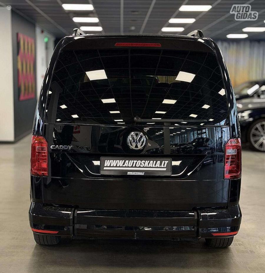 Black Volkswagen Caddy 2019 in Klaipeda, with an engine capacity of 2.00 L and mileage of 292 thousand km for 14500 €, photo 22 on AUTOMOTO.COM.LV