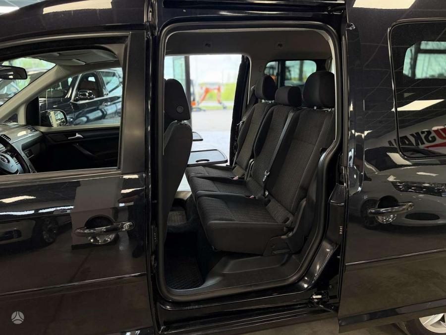 Melns Volkswagen Caddy 2019 Klaipėda, ar dzinēja tilpumu 1.97 L un nobraukumu 292 tūkst. km par 13999 €, foto 24 vietnē AUTOMOTO.COM.LV