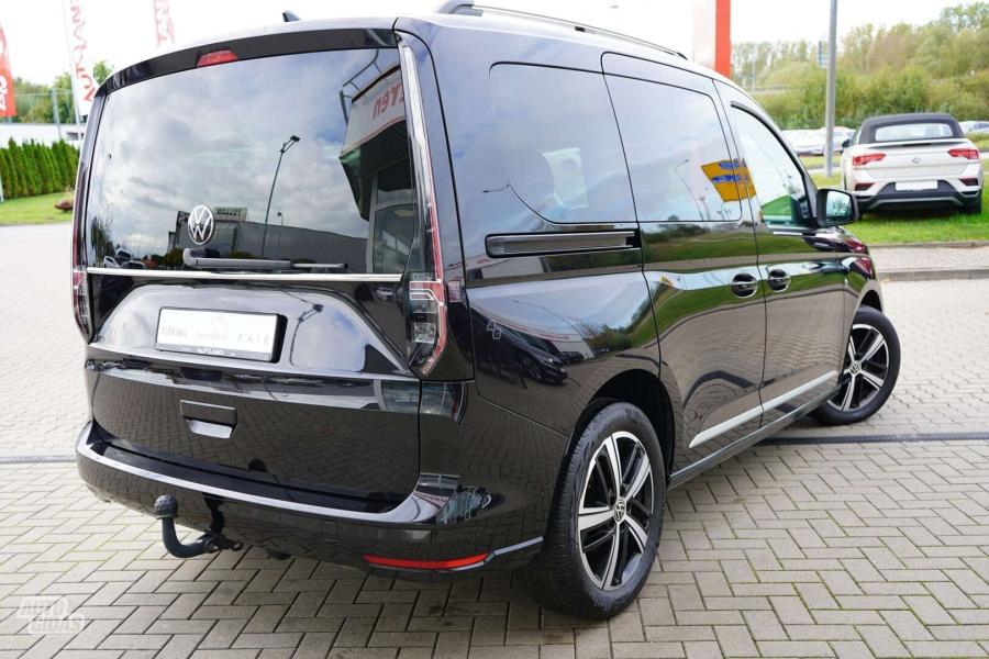 Black Volkswagen Caddy 2021 in Kaunas, with an engine capacity of 2.00 L and mileage of 70 thousand km for 32649 €, photo 6 on AUTOMOTO.COM.LV