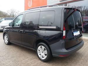Black Volkswagen Caddy 2021 in Kaunas, with an engine capacity of 2.00 L and mileage of 26 thousand km for 22812 €, photo 3 on AUTOMOTO.COM.LV