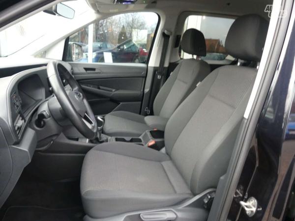 Black Volkswagen Caddy 2021 in Kaunas, with an engine capacity of 2.00 L and mileage of 26 thousand km for 22812 €, photo 10 on AUTOMOTO.COM.LV