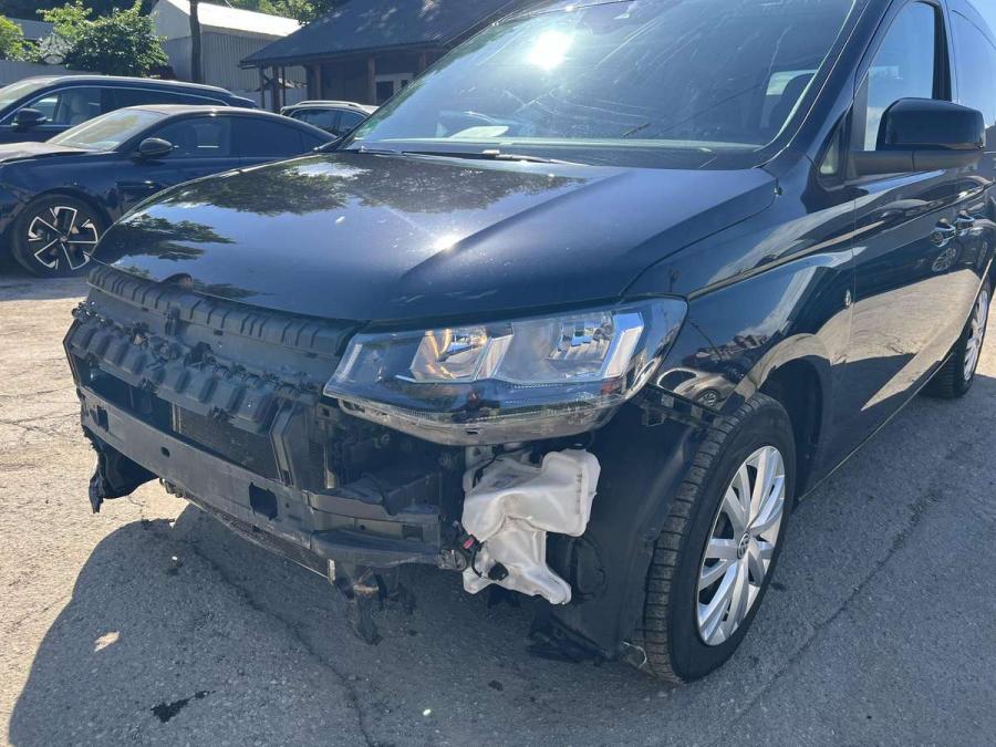 Melns Volkswagen Caddy 2021 Kauņa, ar dzinēja tilpumu 1.97 L un nobraukumu 100 tūkst. km par 9900 €, foto 7 vietnē AUTOMOTO.COM.LV