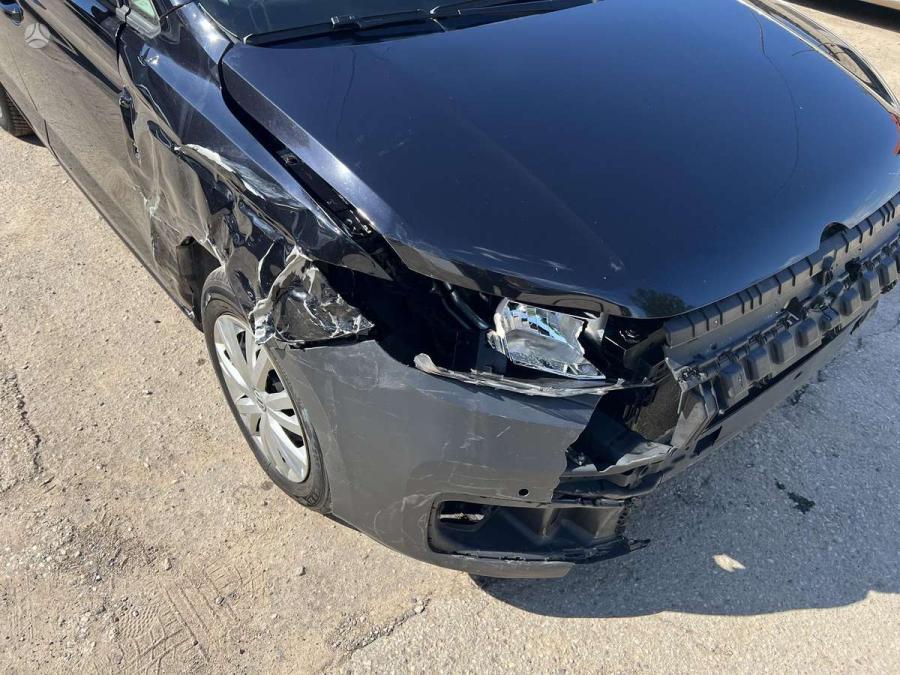 Melns Volkswagen Caddy 2021 Kauņa, ar dzinēja tilpumu 1.97 L un nobraukumu 100 tūkst. km par 9900 €, foto 8 vietnē AUTOMOTO.COM.LV