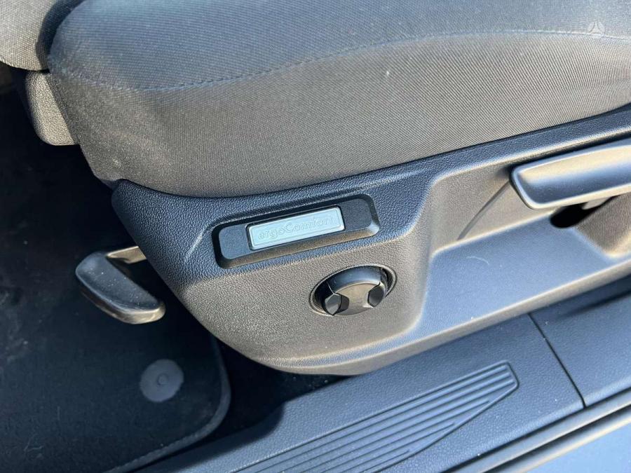 Melns Volkswagen Caddy 2021 Kauņa, ar dzinēja tilpumu 1.97 L un nobraukumu 100 tūkst. km par 9900 €, foto 34 vietnē AUTOMOTO.COM.LV