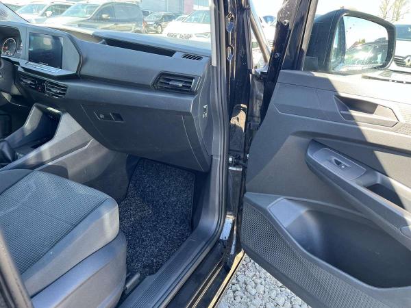 Melns Volkswagen Caddy 2021 Tauragė, ar dzinēja tilpumu 1.97 L un nobraukumu 311 tūkst. km par 11900 €, foto 7 vietnē AUTOMOTO.COM.LV