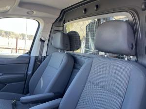 Black Volkswagen Caddy 2021 in Taurage, with an engine capacity of 1.97 L and mileage of 311 thousand km for 11900 €, photo 19 on AUTOMOTO.COM.LV