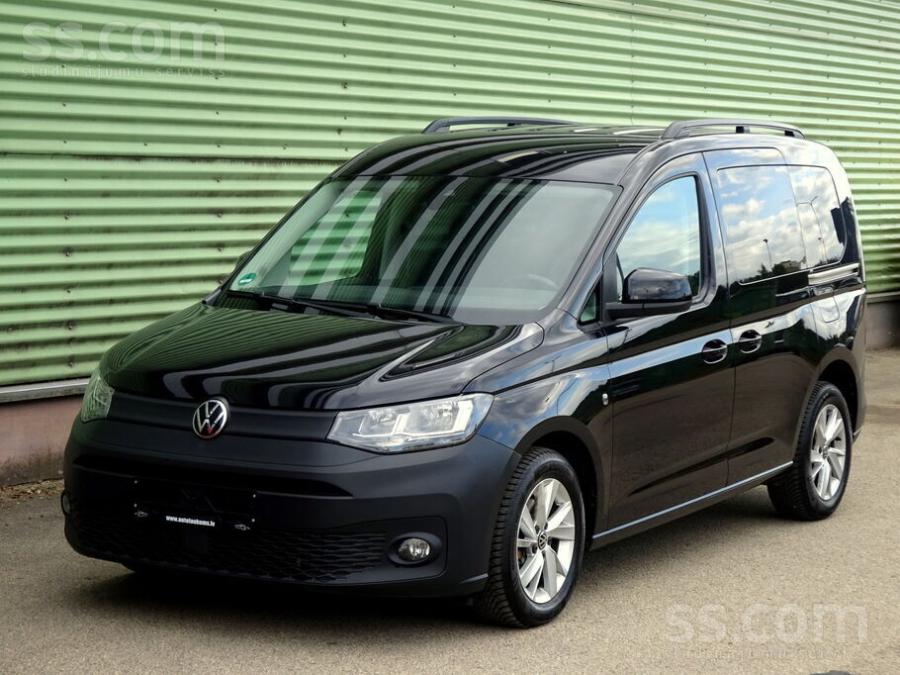 Melns Volkswagen Caddy 2022 Rīga, ar dzinēja tilpumu 2.00 L un nobraukumu 129 tūkst. km par 18900 €, foto 1 vietnē AUTOMOTO.COM.LV