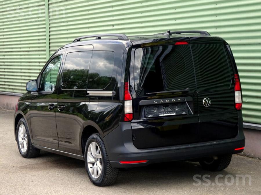 Melns Volkswagen Caddy 2022 Rīga, ar dzinēja tilpumu 2.00 L un nobraukumu 129 tūkst. km par 18900 €, foto 5 vietnē AUTOMOTO.COM.LV
