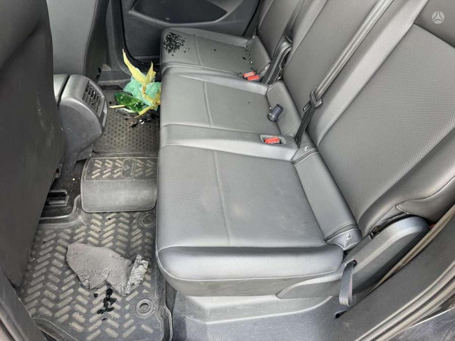 Melns Volkswagen Caddy 2024 Prienai, ar dzinēja tilpumu 1.97 L un nobraukumu 230 tūkst. km par 8950 €, foto 12 vietnē AUTOMOTO.COM.LV