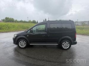 Black Volkswagen Caddy 2013 in Rezekne, with an engine capacity of 1.60 L and mileage of 320 thousand km for 8500 €, photo 5 on AUTOMOTO.COM.LV