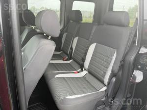 Black Volkswagen Caddy 2013 in Rezekne, with an engine capacity of 1.60 L and mileage of 320 thousand km for 8500 €, photo 10 on AUTOMOTO.COM.LV