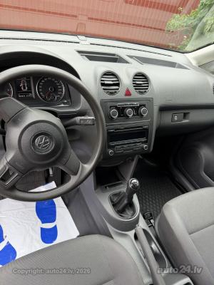 Black Volkswagen Caddy 2014 in Riga, with an engine capacity of 1.60 L and mileage of 465 thousand km for 4000 €, photo 9 on AUTOMOTO.COM.LV