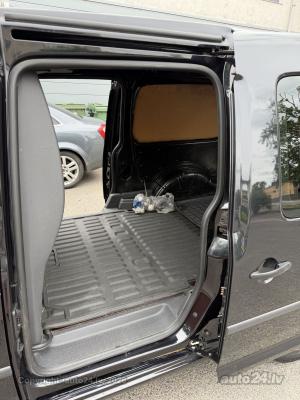 Black Volkswagen Caddy 2014 in Riga, with an engine capacity of 1.60 L and mileage of 465 thousand km for 4000 €, photo 13 on AUTOMOTO.COM.LV