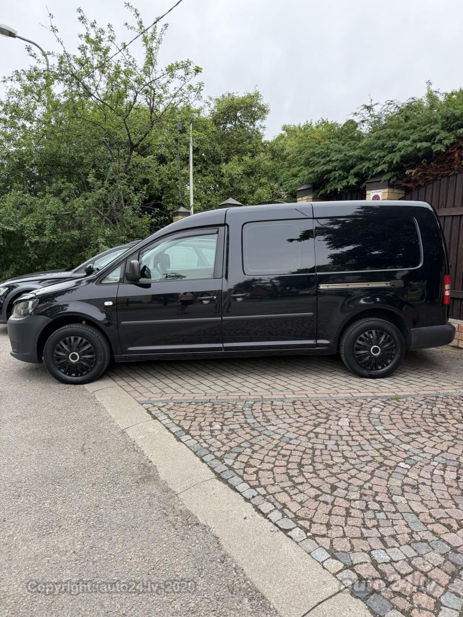 Black Volkswagen Caddy 2014 in Riga, with an engine capacity of 1.60 L and mileage of 465 thousand km for 4000 €, photo 17 on AUTOMOTO.COM.LV