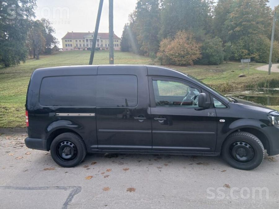 Melns Volkswagen Caddy 2014 Tukums, ar dzinēja tilpumu 1.60 L un nobraukumu 0 tūkst. km par 3999 €, foto 3 vietnē AUTOMOTO.COM.LV