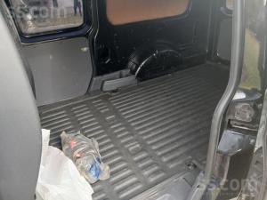 Melns Volkswagen Caddy 2014 Tukums, ar dzinēja tilpumu 1.60 L un nobraukumu 0 tūkst. km par 3999 €, foto 9 vietnē AUTOMOTO.COM.LV