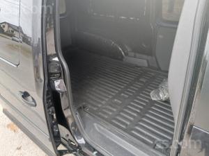 Melns Volkswagen Caddy 2014 Tukums, ar dzinēja tilpumu 1.60 L un nobraukumu 0 tūkst. km par 3999 €, foto 11 vietnē AUTOMOTO.COM.LV