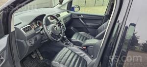 Black Volkswagen Caddy 2016 in Jelgava, with an engine capacity of 2.00 L and mileage of 281 thousand km for 15500 €, photo 7 on AUTOMOTO.COM.LV