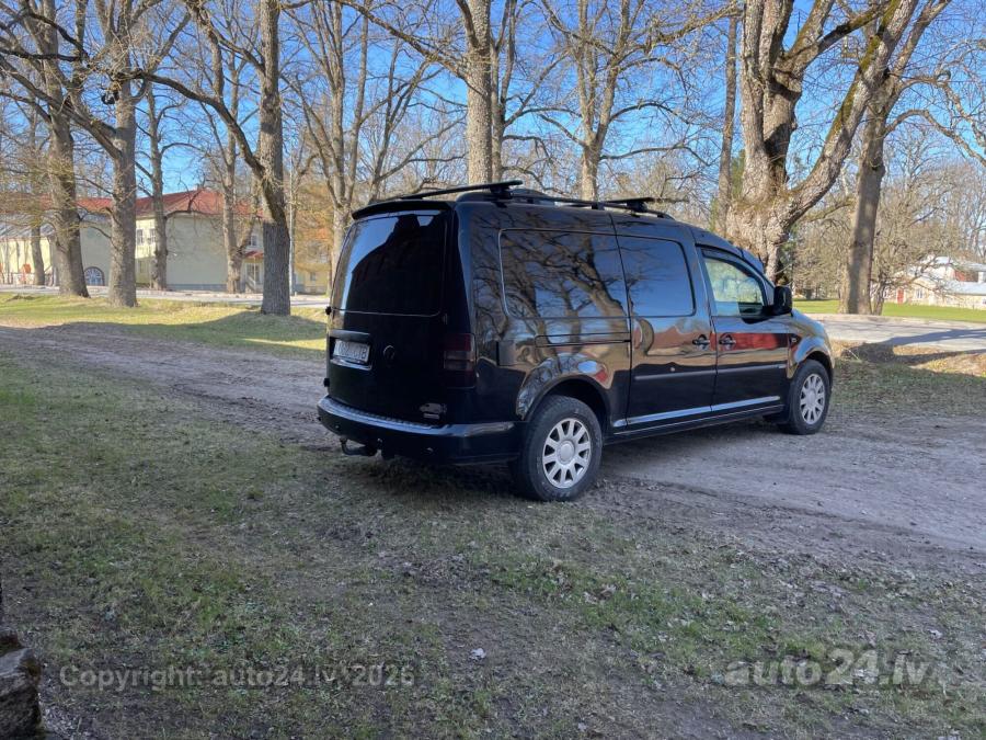 Melns Volkswagen Caddy 2011 Surejani, ar dzinēja tilpumu 2.00 L un nobraukumu 282 tūkst. km par 9500 €, foto 5 vietnē AUTOMOTO.COM.LV