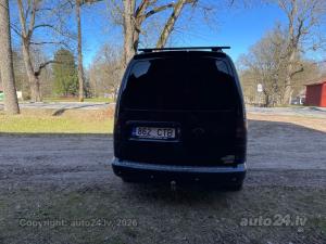 Melns Volkswagen Caddy 2011 Surejani, ar dzinēja tilpumu 2.00 L un nobraukumu 282 tūkst. km par 9500 €, foto 6 vietnē AUTOMOTO.COM.LV