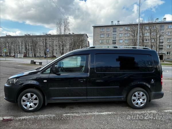 Black Volkswagen Caddy 2012 in Narva, with an engine capacity of 1.60 L and mileage of 0 thousand km for 5000 €, photo 2 on AUTOMOTO.COM.LV