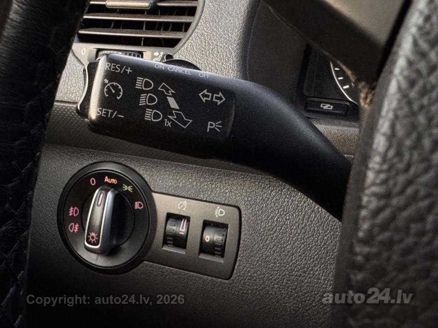 Black Volkswagen Caddy 2012 in Tallinn, with an engine capacity of 2.00 L and mileage of 0 thousand km for 7100 €, photo 12 on AUTOMOTO.COM.LV