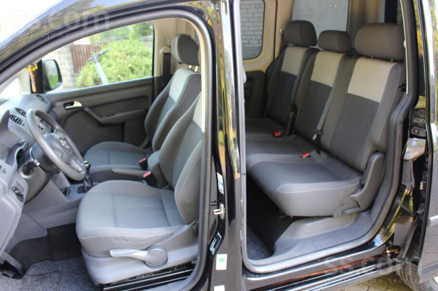 Black Volkswagen Caddy 2012 in Tukums, with an engine capacity of 1.60 L and mileage of 359 thousand km for 5290 €, photo 7 on AUTOMOTO.COM.LV