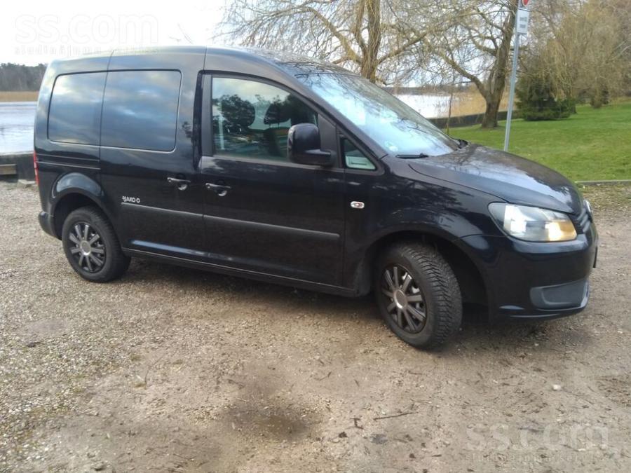 Black Volkswagen Caddy 2013 in Riga, with an engine capacity of 1.60 L and mileage of 223 thousand km for 6698 €, photo 5 on AUTOMOTO.COM.LV