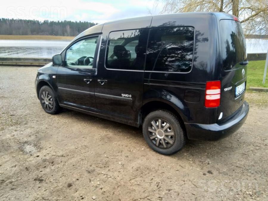 Black Volkswagen Caddy 2013 in Riga, with an engine capacity of 1.60 L and mileage of 223 thousand km for 6698 €, photo 2 on AUTOMOTO.COM.LV