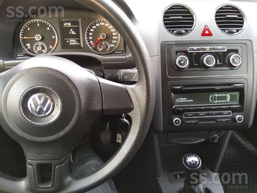 Black Volkswagen Caddy 2013 in Riga, with an engine capacity of 1.60 L and mileage of 223 thousand km for 6698 €, photo 11 on AUTOMOTO.COM.LV