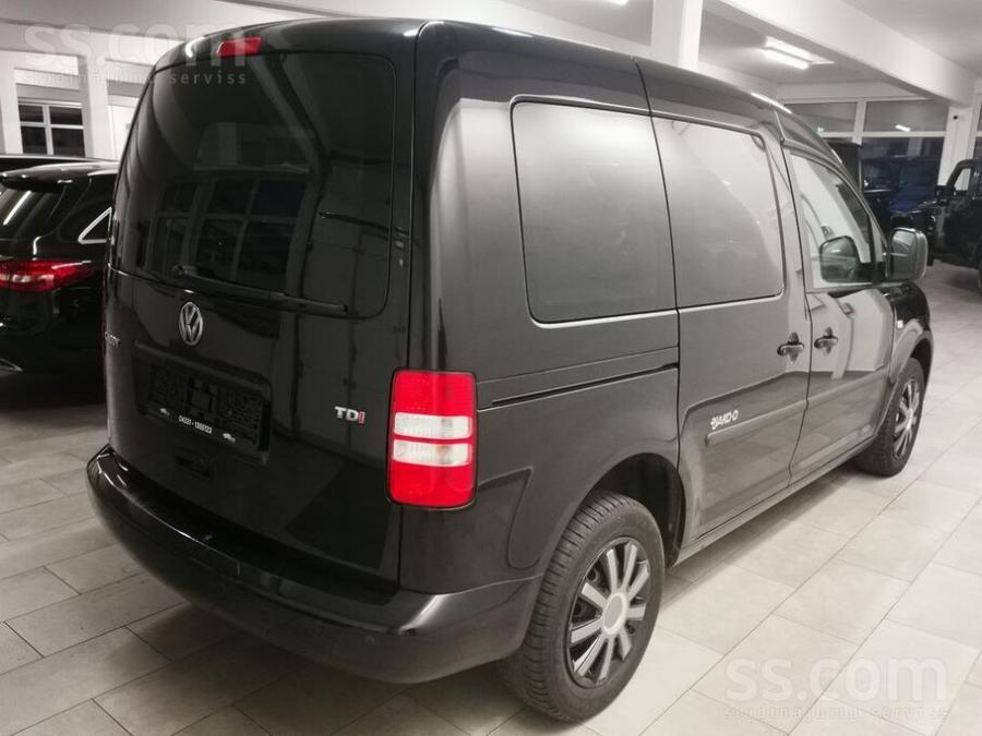 Black Volkswagen Caddy 2013 in Riga, with an engine capacity of 1.60 L and mileage of 223 thousand km for 6698 €, photo 25 on AUTOMOTO.COM.LV