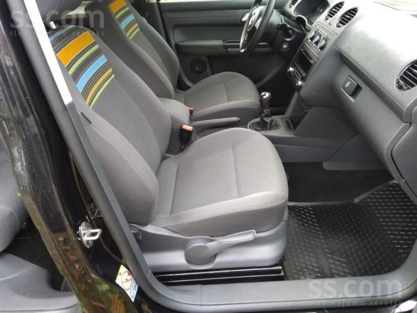 Black Volkswagen Caddy 2013 in Riga, with an engine capacity of 1.60 L and mileage of 223 thousand km for 6368 €, photo 11 on AUTOMOTO.COM.LV